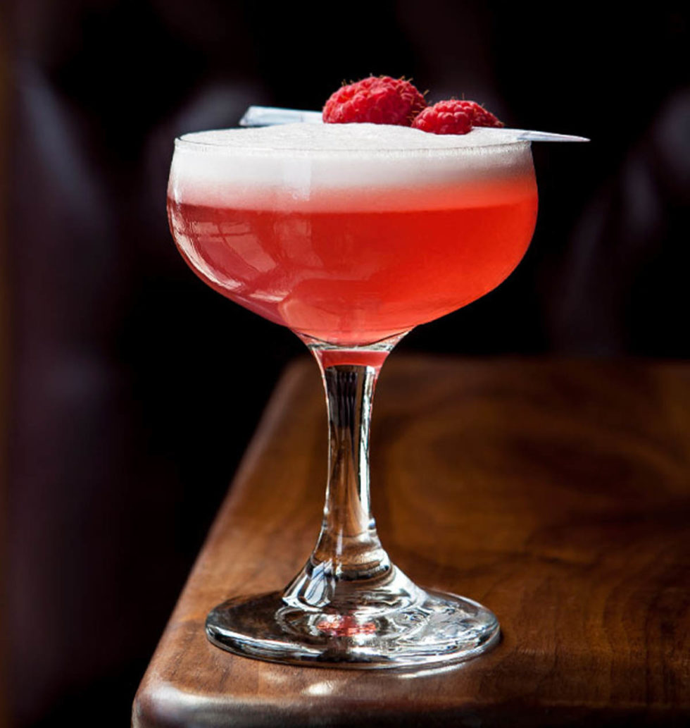 Codificazione cocktail Iba 2020: Clover Club · White Angel Dannys